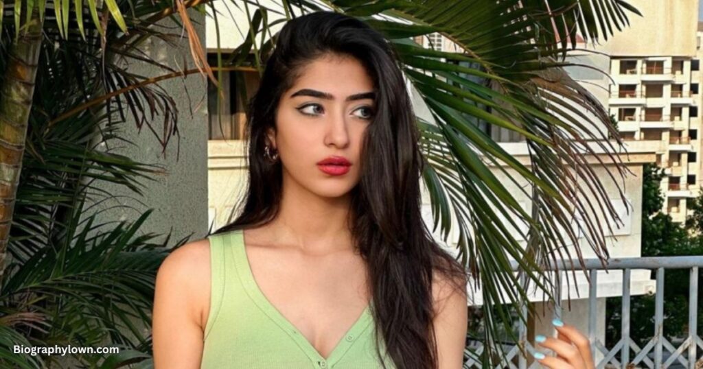 Nazila Sitaishi biography (Model and Youtuber)